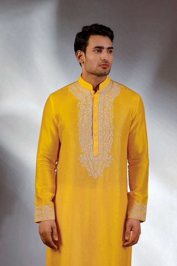 KASHMIRI WORK KURTA SET – Linebyshamimkhan